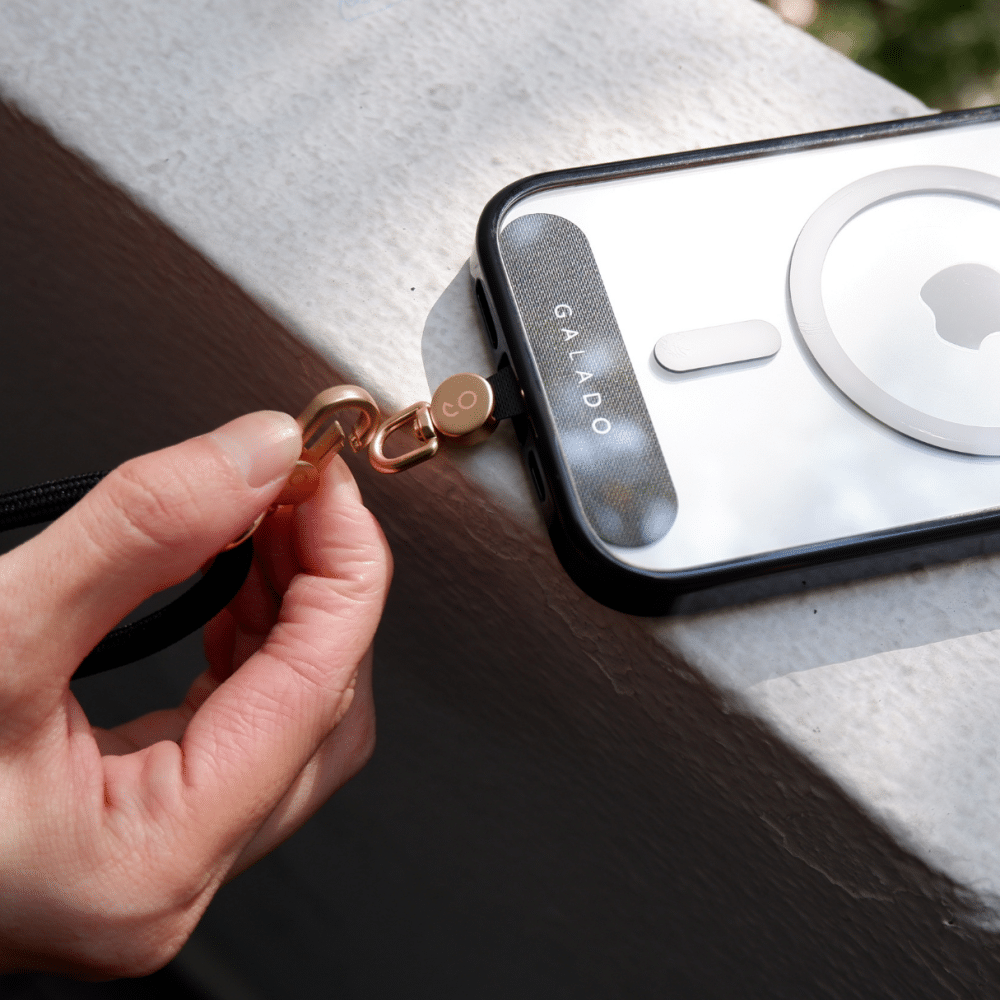 360° Strap Card | Protective & Custom iPhone Cases